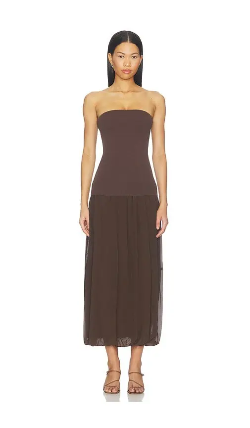 ST. AGNI Strapless Balloon Hem Dress In Brown - Cedar
