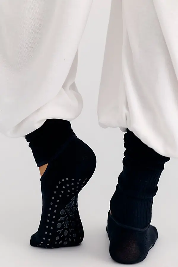 Free People Ballet Buti Pilates Grip Socks