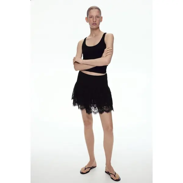 H&m Lace-trimmed Mini Skirt