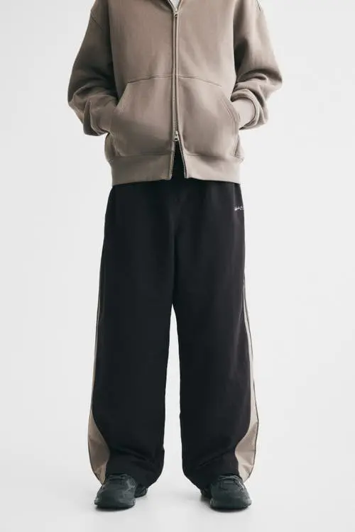 H&M Loose-fit Nylon Track Pants - Black/sport 92