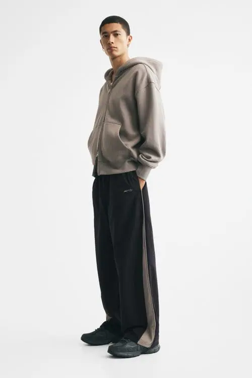 H&M Loose-fit Nylon Track Pants - Black/sport 92