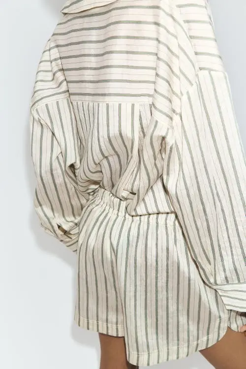 H&m Lyocell-blend Pull-on Shorts - Cream/striped