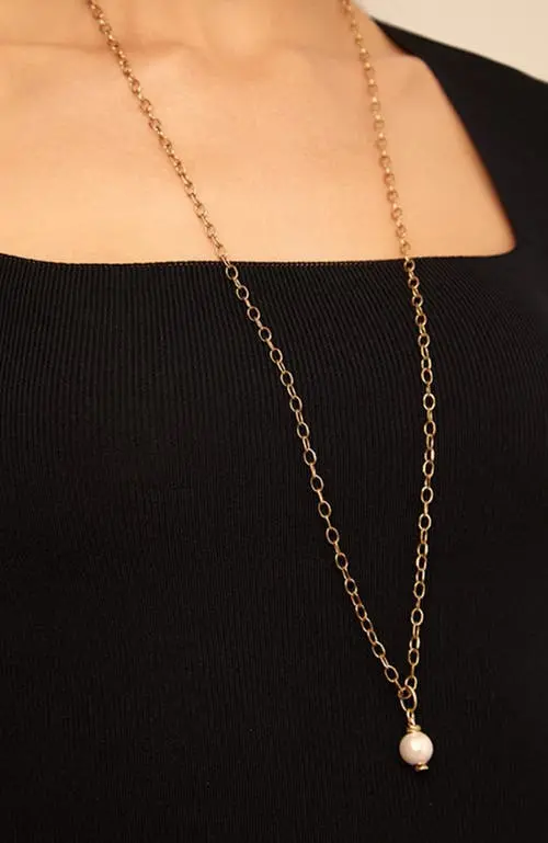 UNODE50 18k -plated Charm With White Pearl