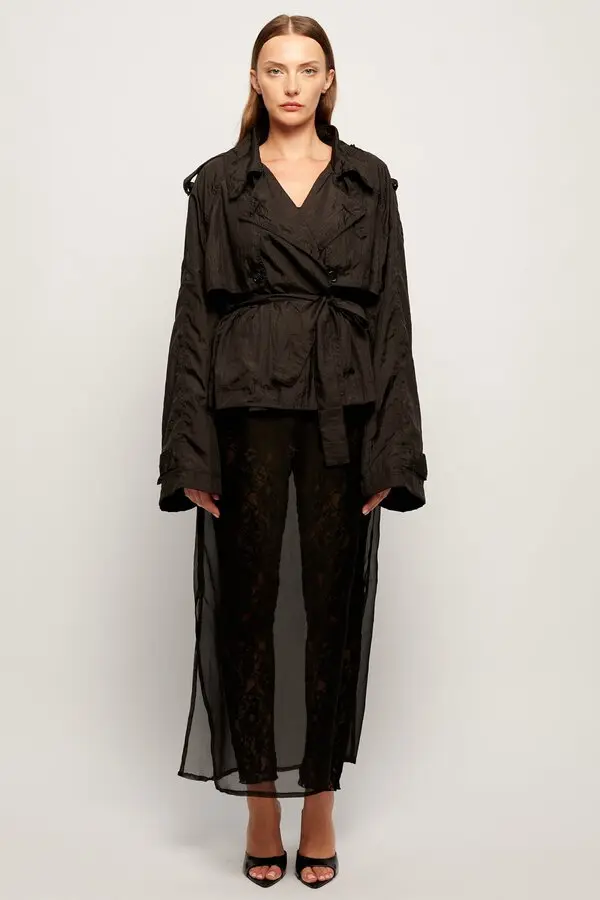 S/W/F BOUTIQUE - INTERNATIONAL Parachute Crop Trench - True Black