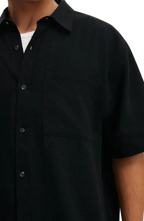 COTTON ON Boxy Fit Short Sleeve Shirt