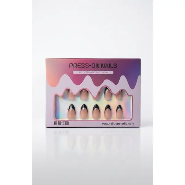 NAIL POP STUDIO Almond Press-on Nails - Midnight Spark