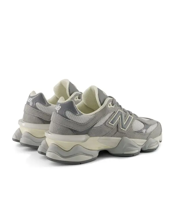 NEW BALANCE 9060 Sneakers