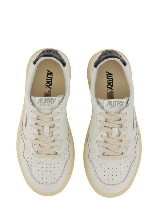 AUTRY Sneaker "medalist Low