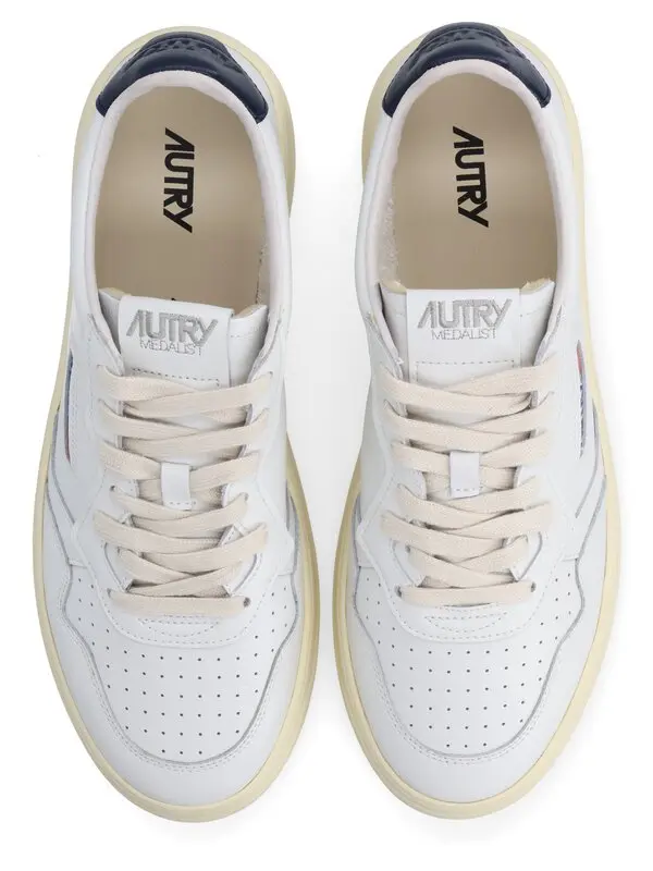 AUTRY Medalist Low Sneakers - White