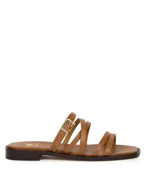BOBBIES Isys Flat Sandals
