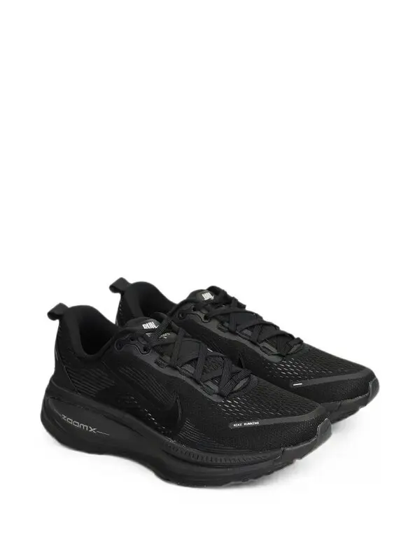 Nike Vomero 18 Sneakers