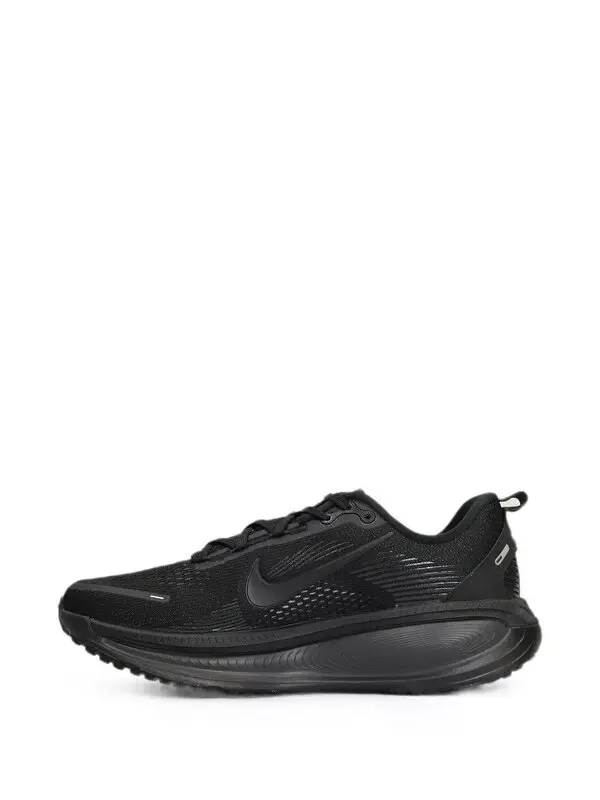 Nike Vomero 18 Sneakers