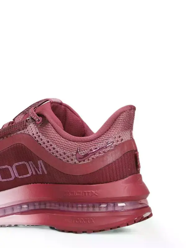 Nike Pegasus Premium Sneakers