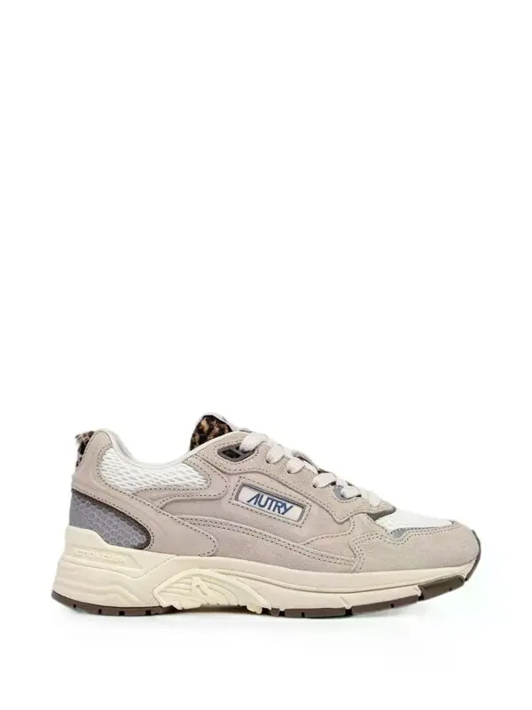 AUTRY Hyperway Leopard-print Panelled Sneakers - Neutrals