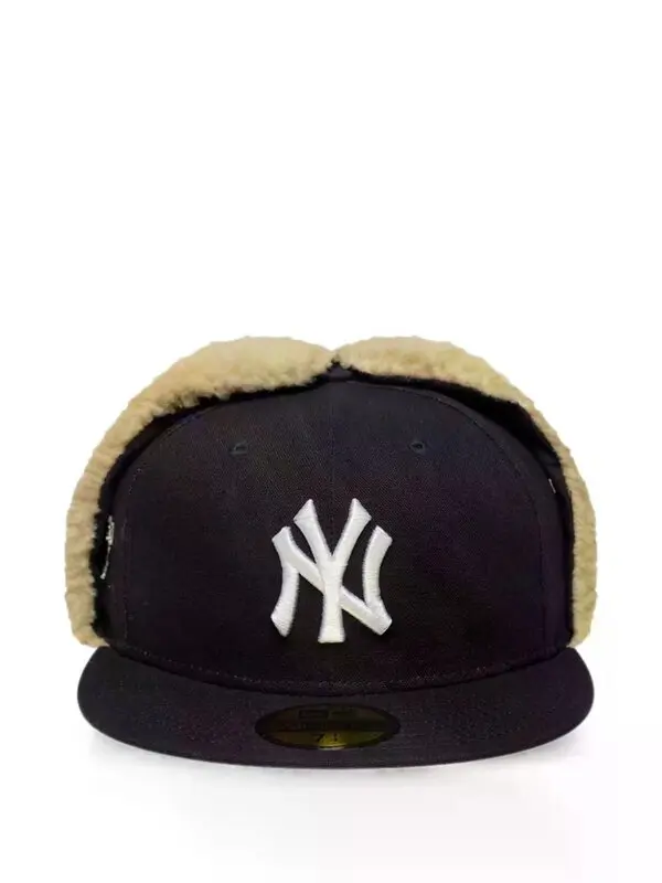 New Era Logo-embroidered Ear-flap Cap - Black