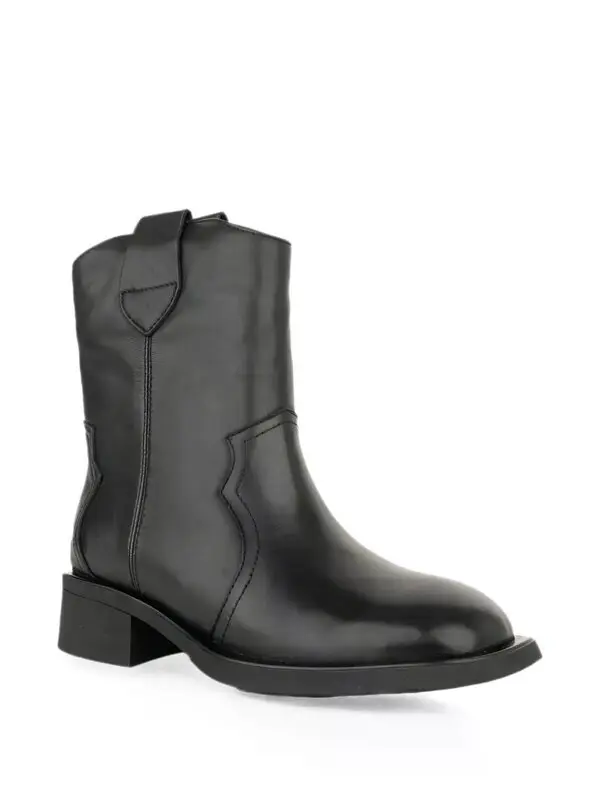 LINDA BAUMANN Leather Boots