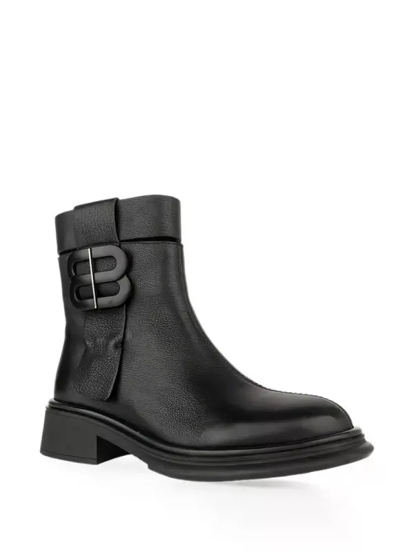 LINDA BAUMANN Buckle Detail Leather Boots