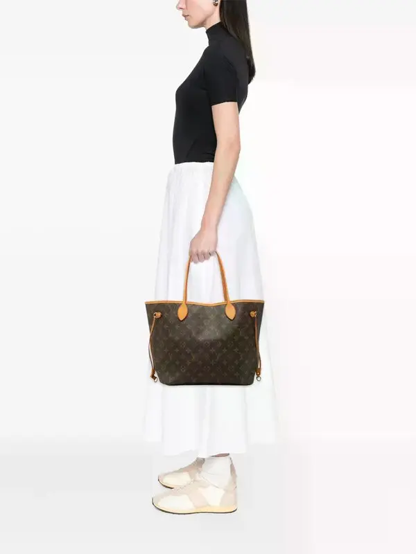 LOUIS VUITTON 2011 Monogram Neverfull Mm Tote Bag