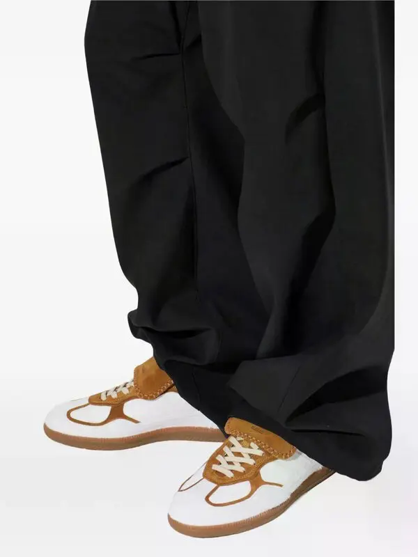 ALOHAS Panelled Lace-up Sneakers