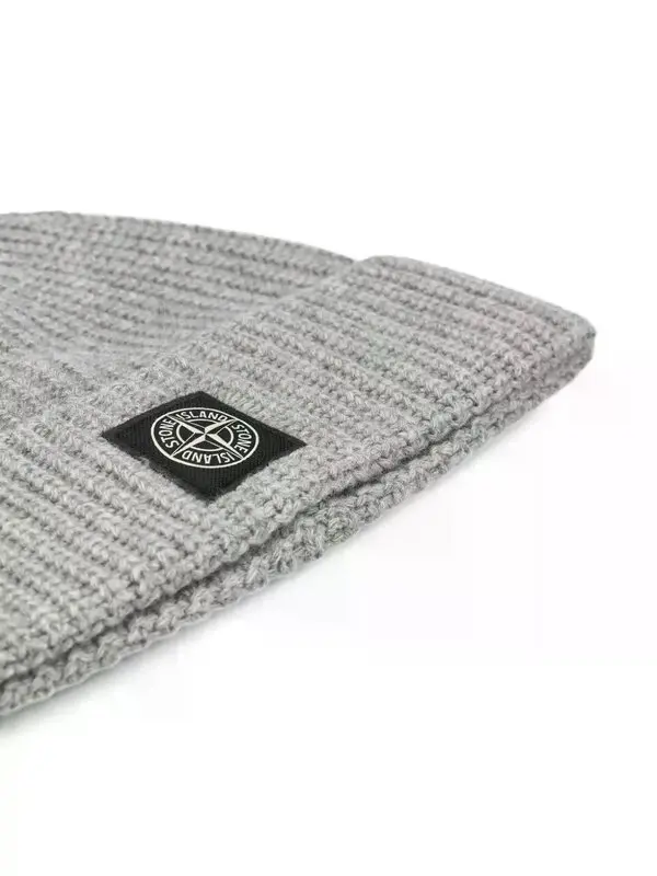 Stone Island Logo-patch Ribbed-knit Beanie Hat