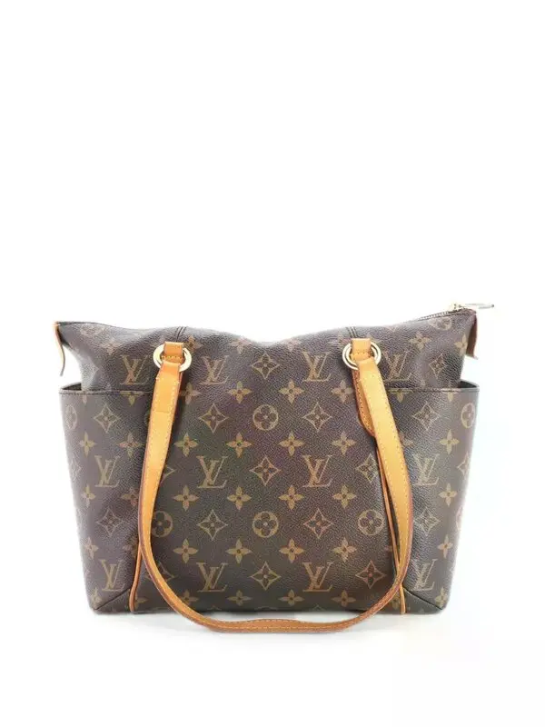 LOUIS VUITTON Monogram Canvas Pm Shoulder Bag - Brown
