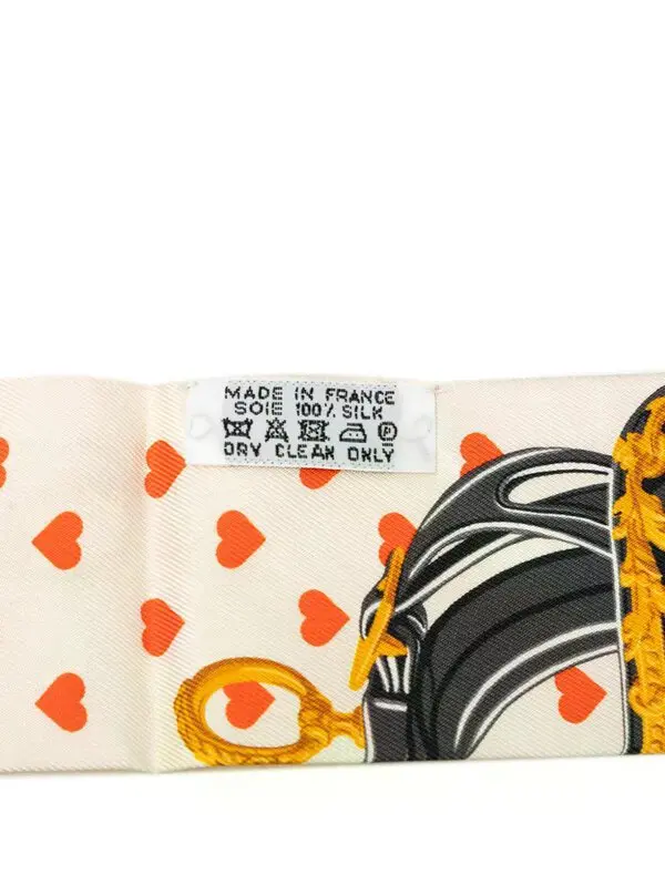 Hermès 2016-2017 Brides De Gala Love Silk Twilly Scarf Scarves