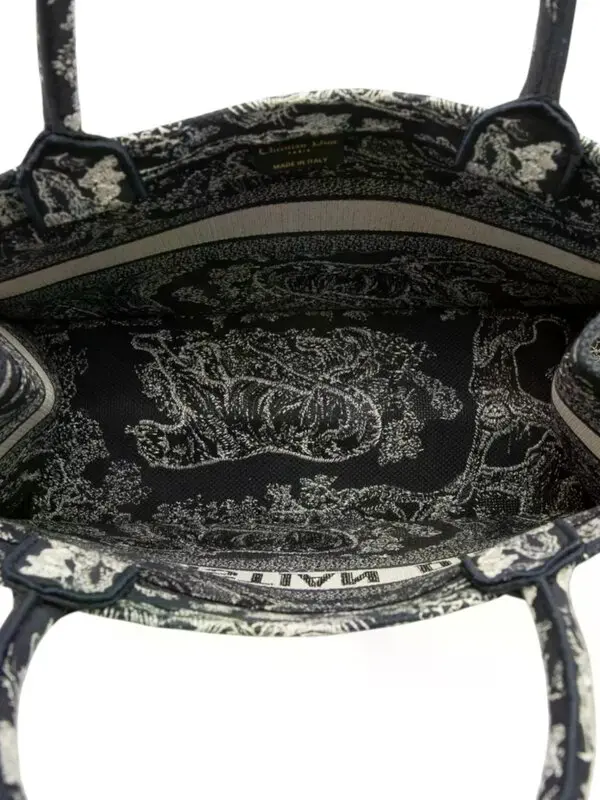 Dior 2023 Medium Canvas Embroidered Dioriviera Toile De Jouy Book Tote Bag - Blue