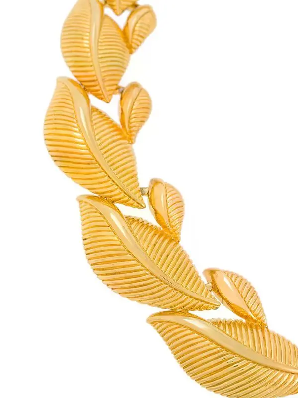 MONET 1980s Statement Leaf Necklace - Gold