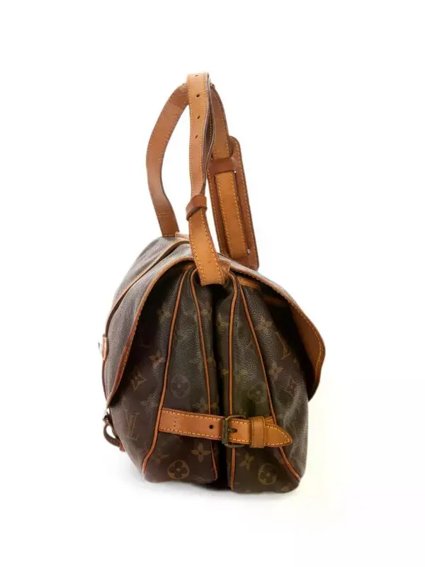 LOUIS VUITTON Saumur 25 Shoulder Bag