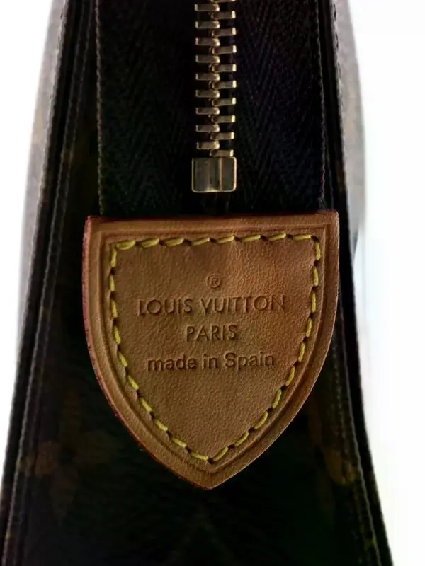 LOUIS VUITTON Toiletry Monogram Canvas Pouch - Brown