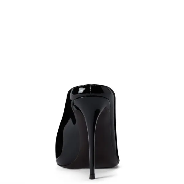 GIUSEPPE ZANOTTI Intriigo Cluedo 105