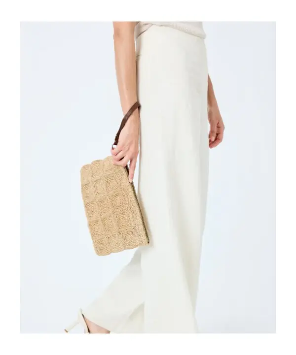 IBELIV Tanala Zipped Clutch Bag