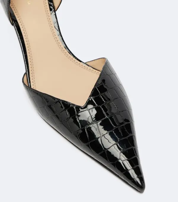 Victoria Beckham Angle D'orsay Pumps - Black