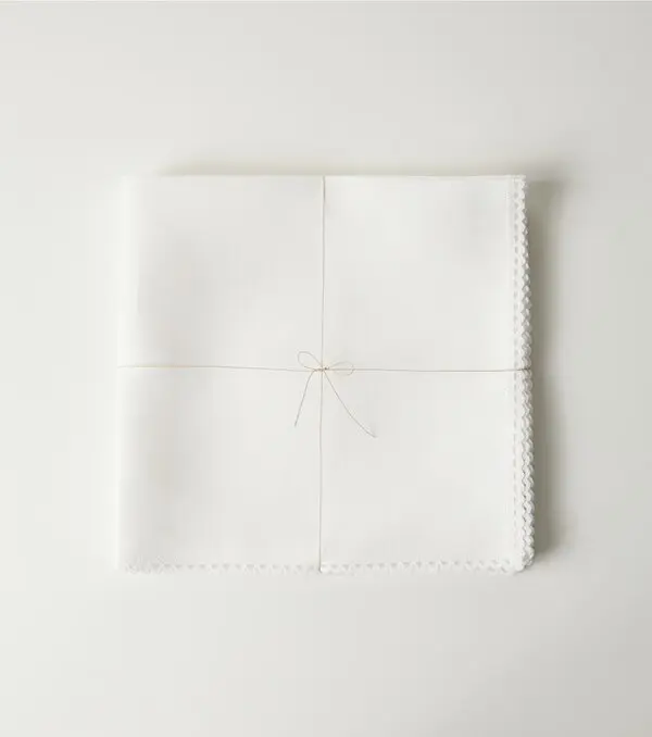 ONCE MILANO Set Of 4 Lace-trimmed Linen Napkins