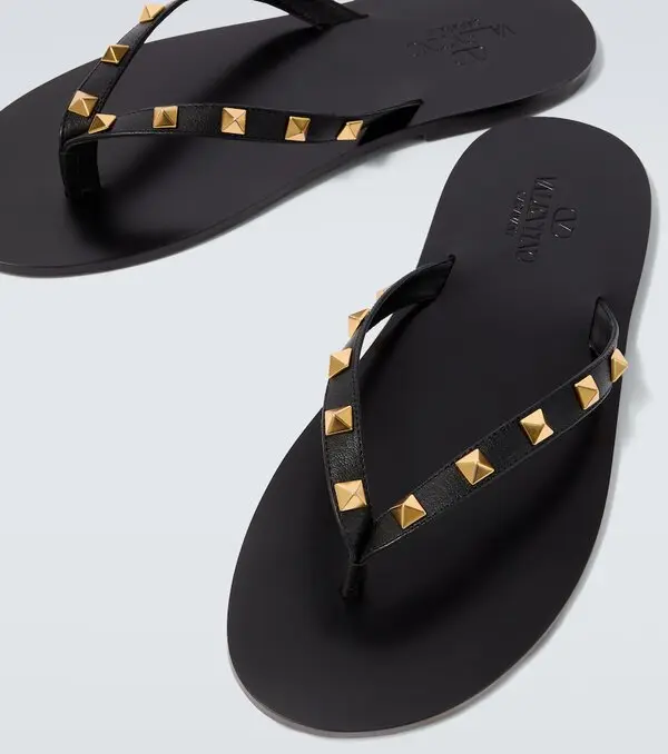 Valentino Garavani Rockstud Leather Thong Sandals