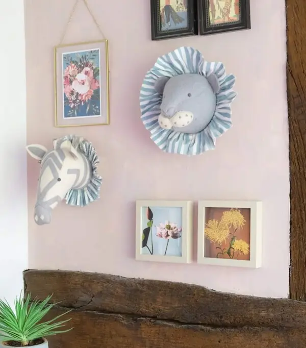 FIONA WALKER Vintage Ruff Lion Head Decoration