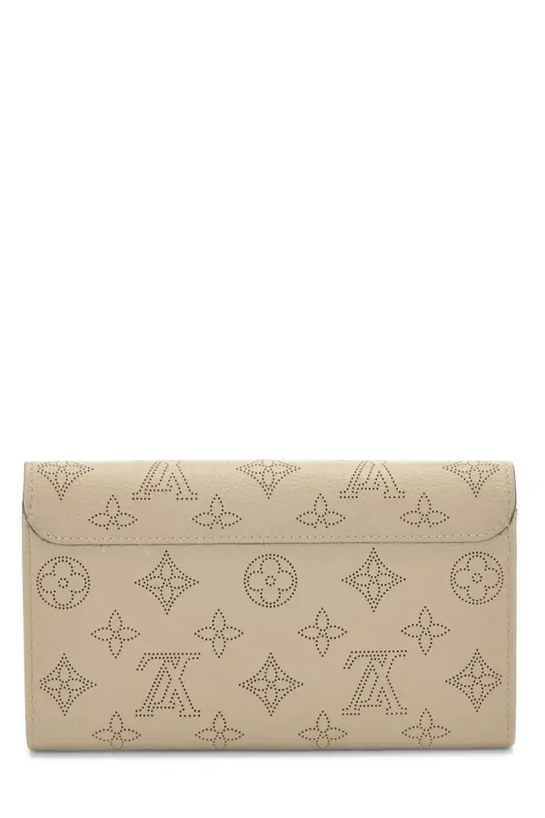 LOUIS VUITTON Coquill Monogram Mahina Iris