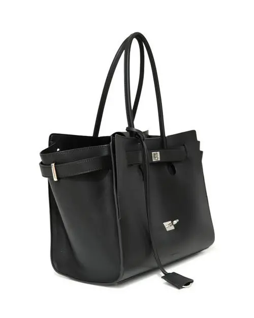 BELLE & BLOOM In The City Shoulder Bag