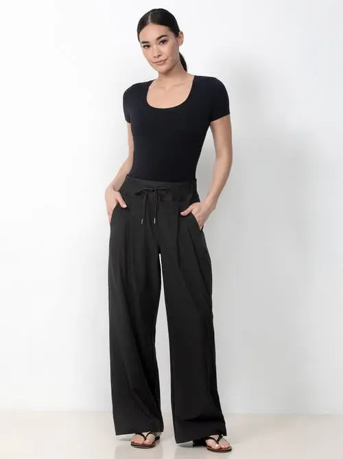 SINGLE STITCH Everyday Wide Leg Pant - Black