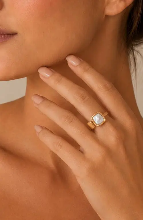 LA MENO Square Faux Pearl Ring