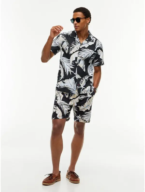 Tommy Hilfiger Regular Fit Leaf Linen-blend Camp Shirt