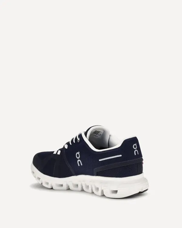On Sneakers Cloud 6