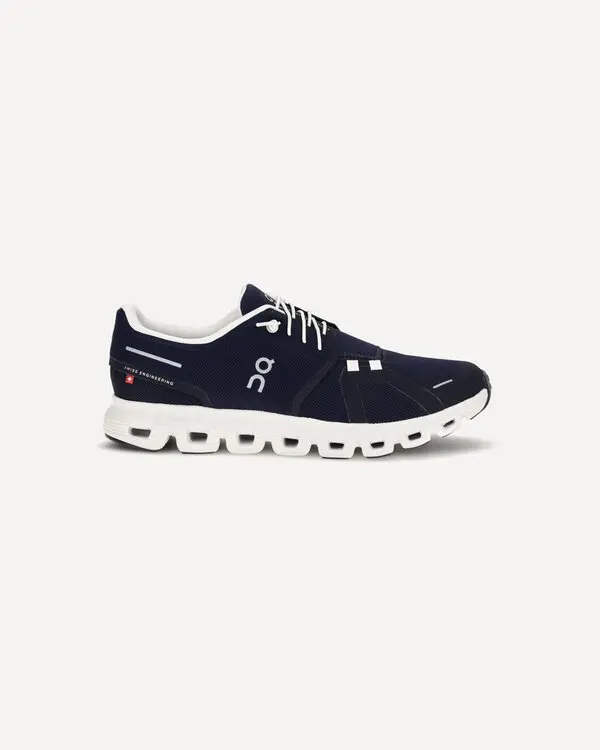On Sneakers Cloud 6