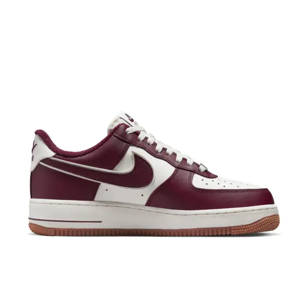 Nike Force 1 '07 Lv8 Sneakers