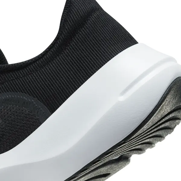 Nike In-season Tr Athletic Sneakers