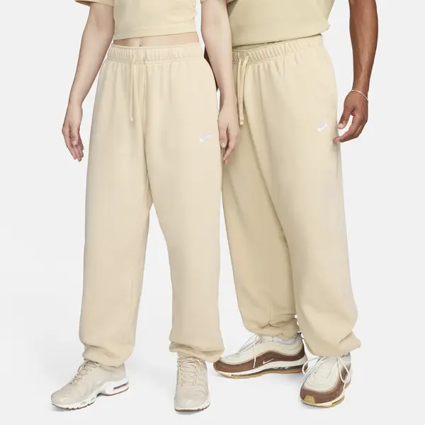 Nike Sportswear Club Fleece Mid-rise Oversized Sweatpants - Brown