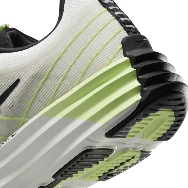 Nike Lunar Roam Shoes