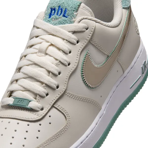 Nike Air Force 1 '07 Shoes