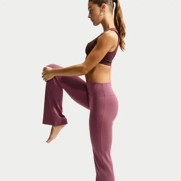 Nike Zenvy High-waisted Flared Leggings - Red
