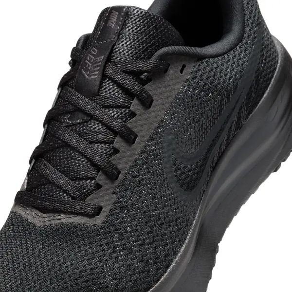 Nike Run Defy Road Running Shoes
